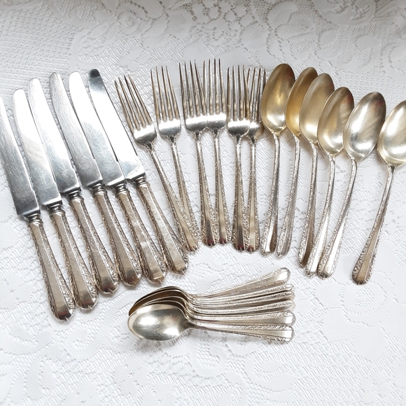 Vintage | Dining | Vintage Silverplate Cutlery Set 6 Settings 24 Pcs ...